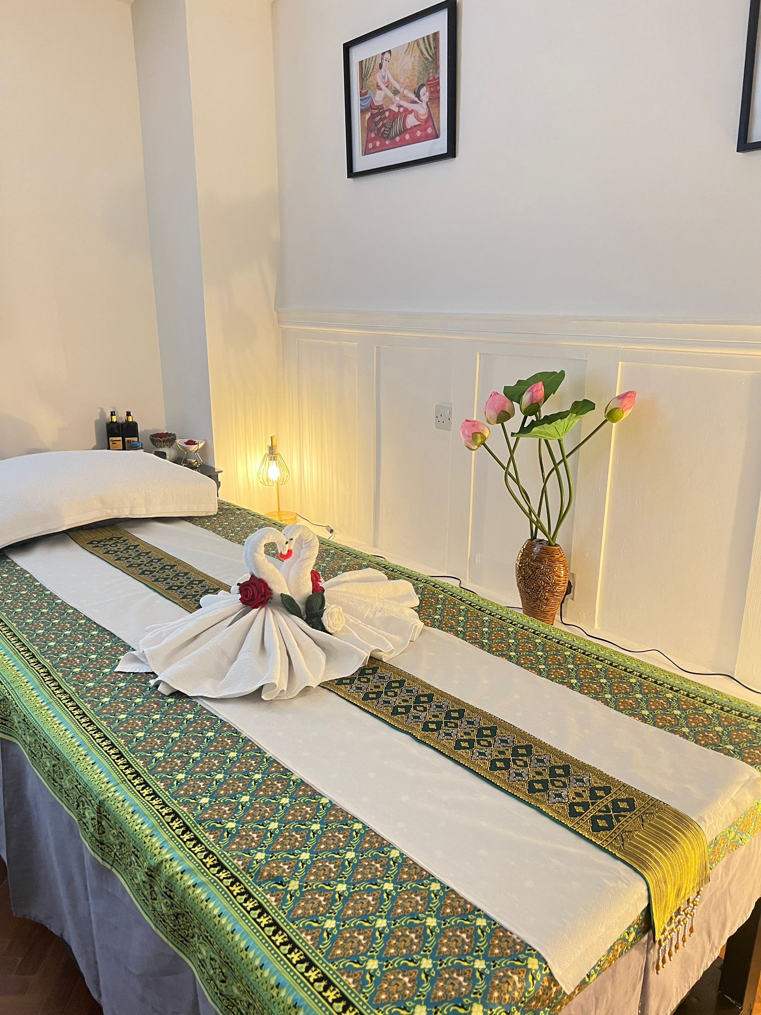 Rose Gold Thai Massage