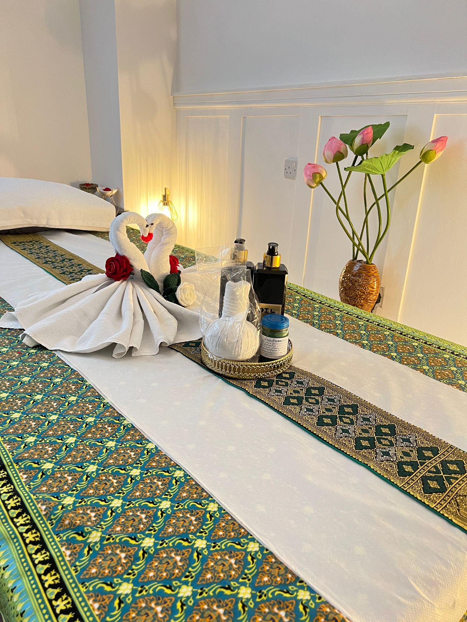 Rose Gold Thai Massage